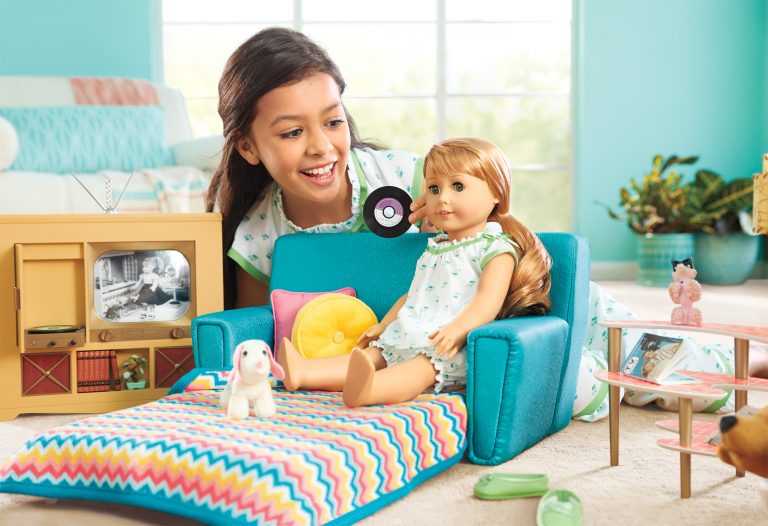 Meet the New American Girl, Maryellen Larkin - A Mom's Impression ...