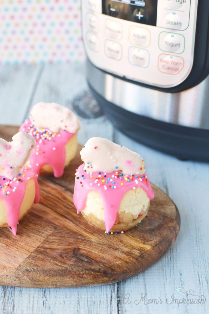 Instant Pot Animal Cookie Cheesecake Bites - A Mom's Impression